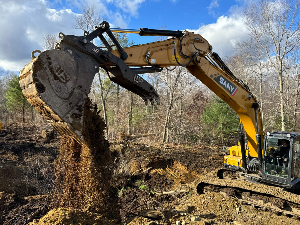 Hyundai - Ahearn Equipment Inc.
